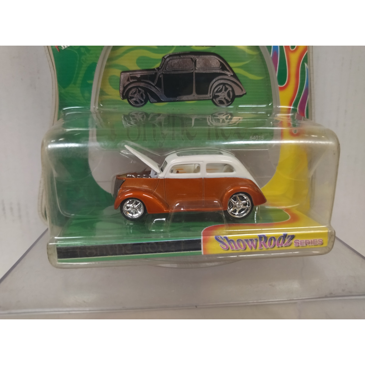 FORD SEDAN 1937 RED/WHITE SHOW RODZ 1:64 ROAD SIGNATURES - BCN STOCK CARS