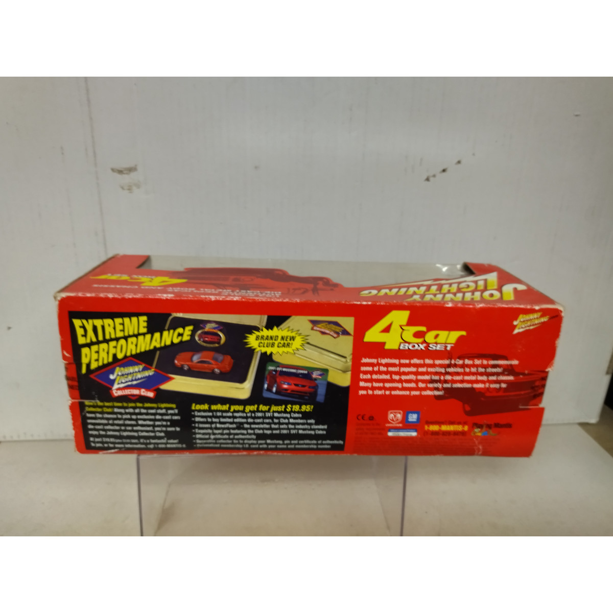 4-CAR BOX SET PICKUP MUSCLE CARS 1:64 JOHNNY LIGHTNING - BCN STOCK CARS