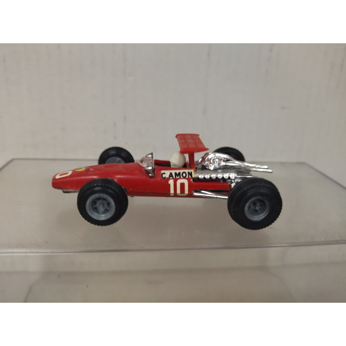 FERRARI V12 FORMULA F1 BRANDS HATCH C.AMON n10 apx 1:64 CHAMPION ...