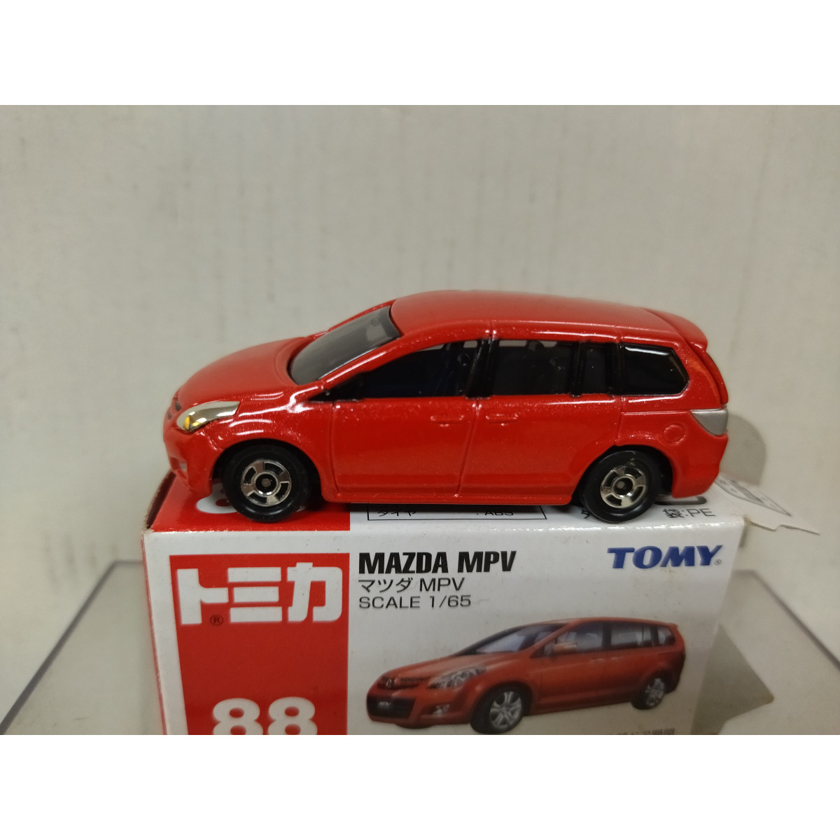 MAZDA MPV RED 1:65/apx 1:64 TOMICA 88 - BCN STOCK CARS