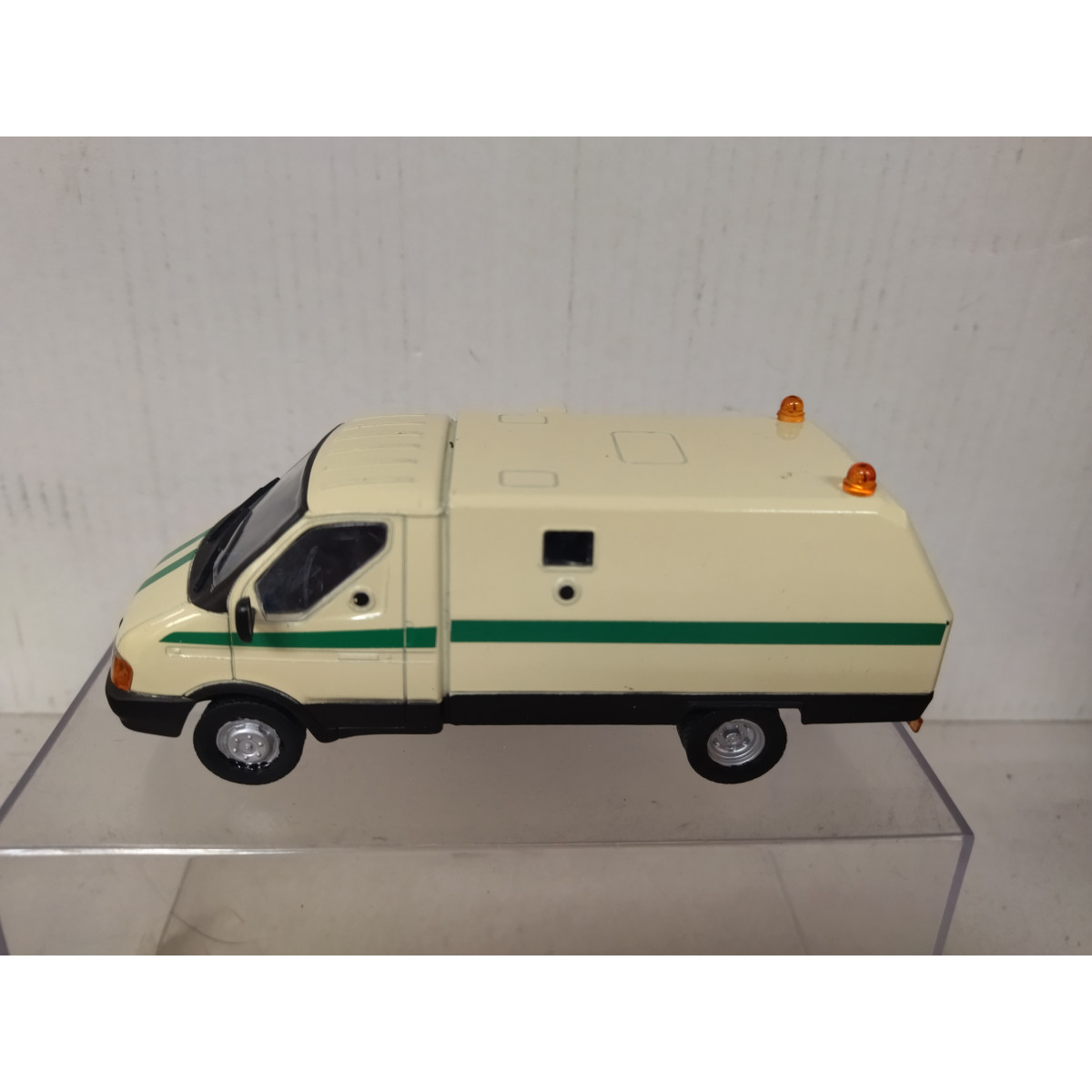 GAZ-3302 SOBOL BLINDADO 1:43 DeAGOSTINI IXO - BCN STOCK CARS