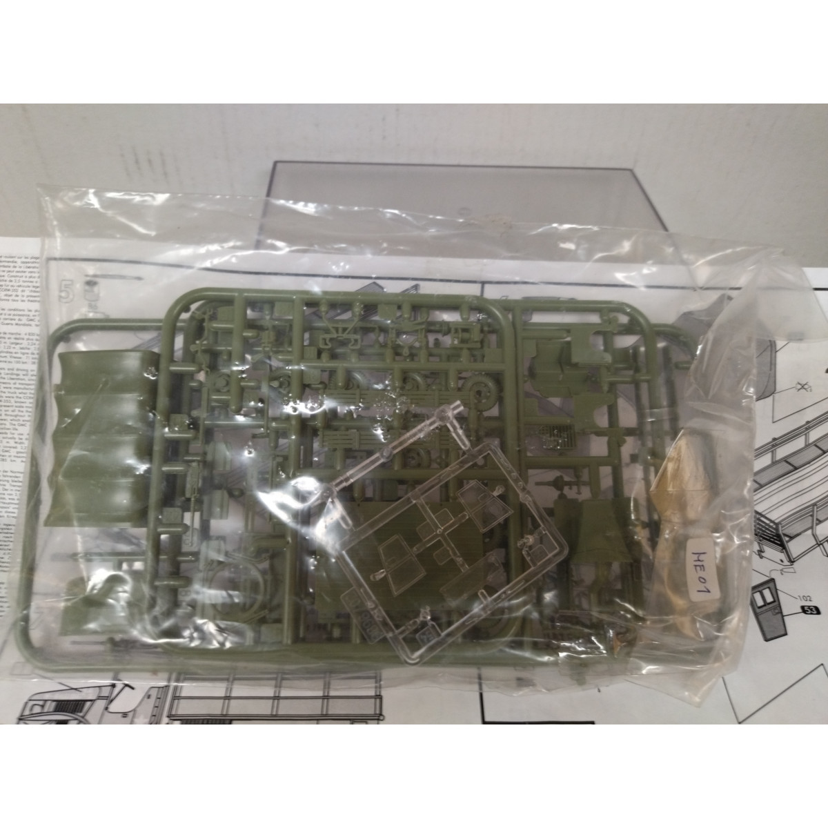 GMC CCKW 353 TRUCK US ARMY WW 2 MODEL KIT 1:72 HELLER 49996 NO BOX ...