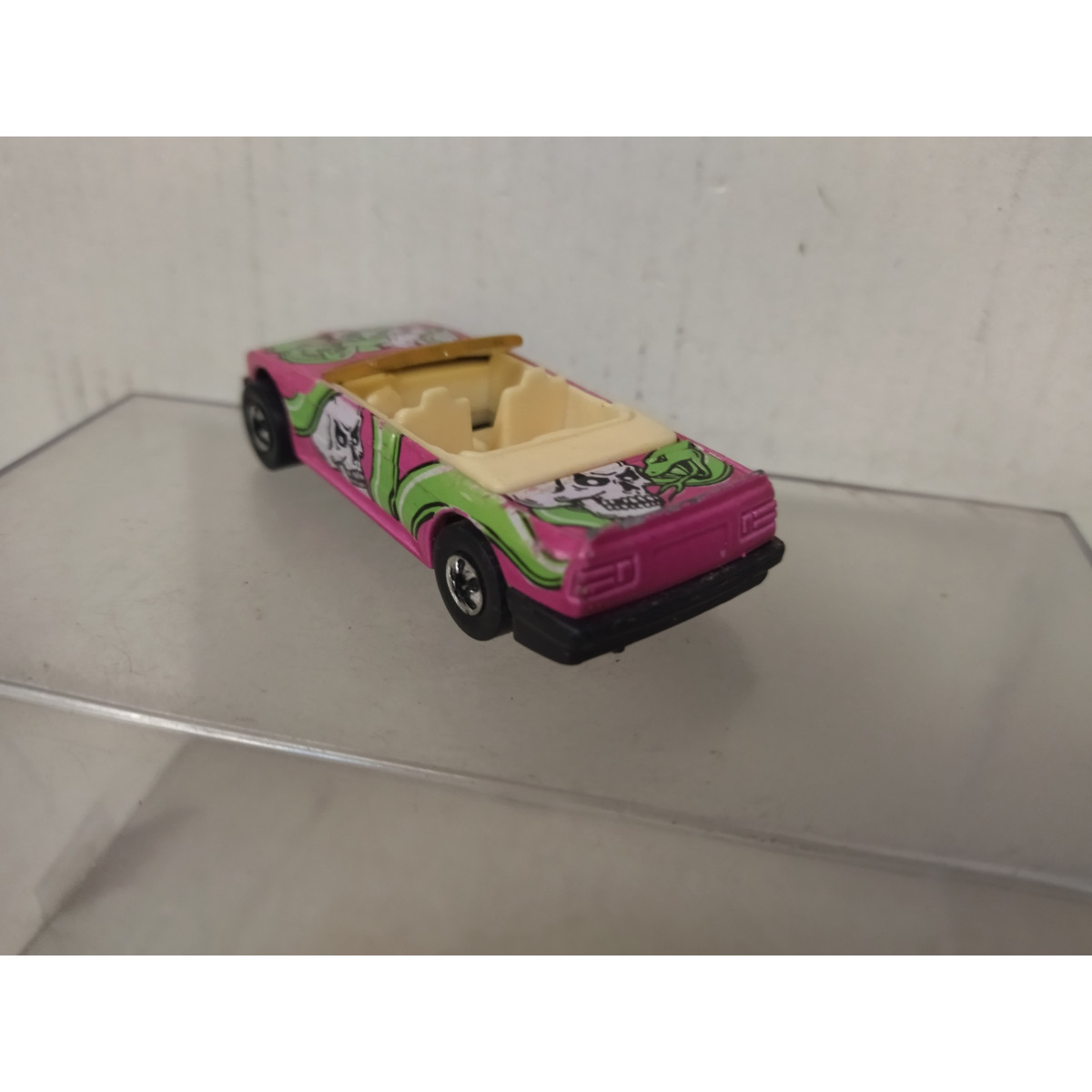 BMW E30 323 CABRIOLET TATTOO MACHINES SKULL 1:64 HOT WHEELS NO BOX ...