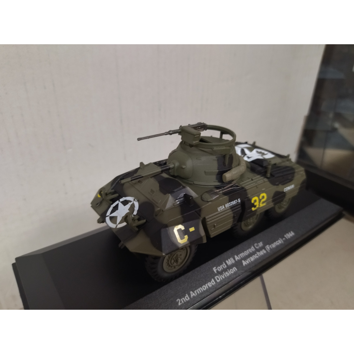 M8 1944 FORD LIGHT ARMORED CAR 2nd ARM DIV US ARMY WW 2 1:43 ALTAYA IXO ...