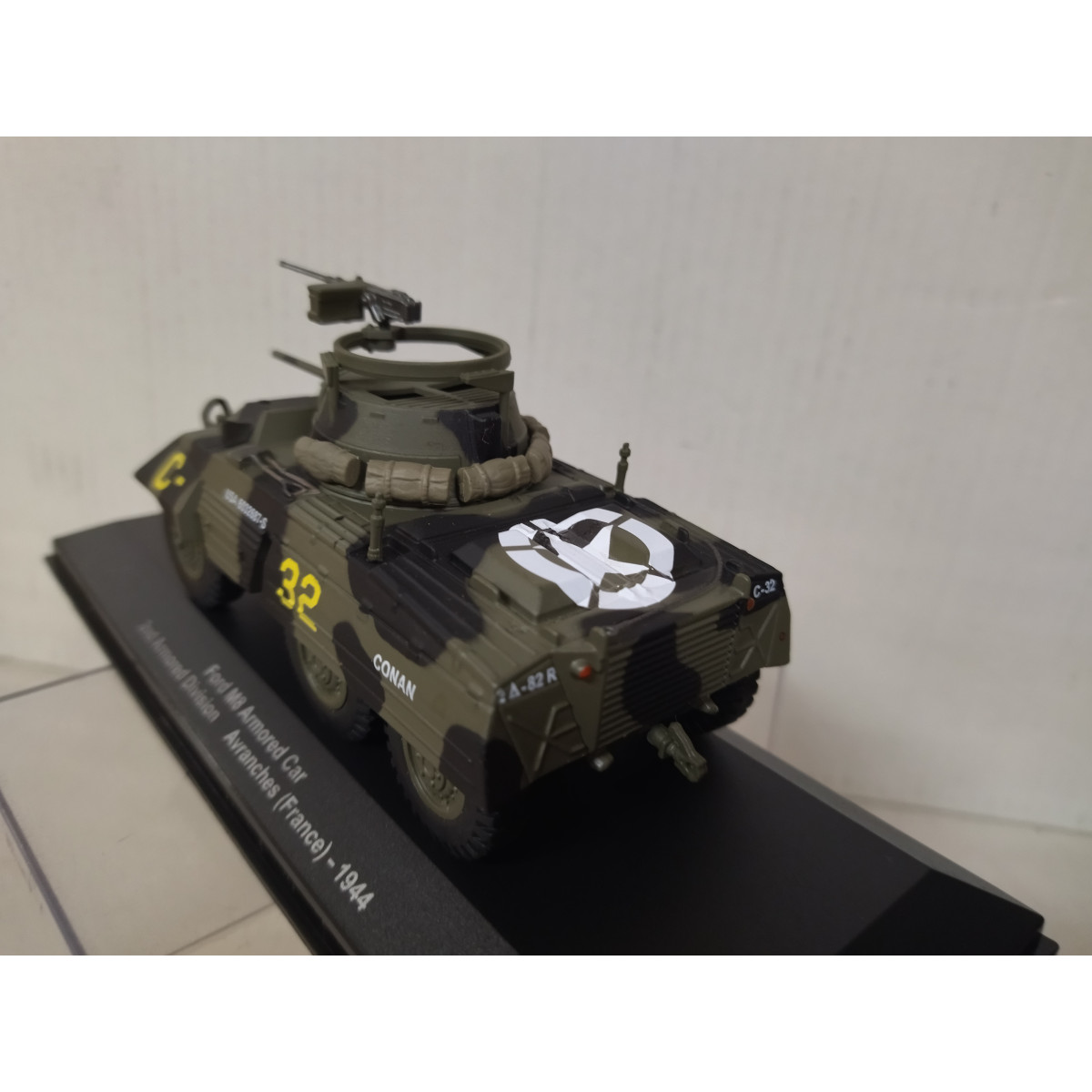 M8 1944 FORD LIGHT ARMORED CAR 2nd ARM DIV US ARMY WW 2 1:43 ALTAYA IXO ...