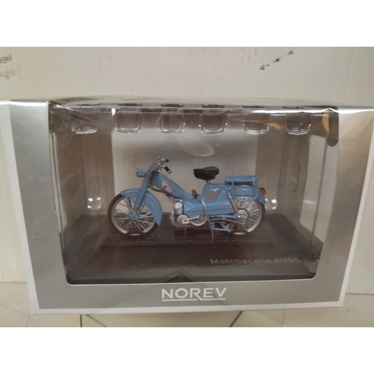 MOTOBECANE AV65 BLUE MOTO/BIKE 1:18 NOREV - BCN STOCK CARS
