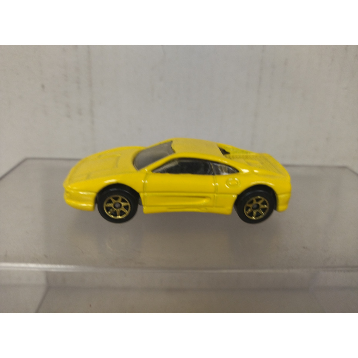 FERRARI F355 YELLOW 1:64 HOT WHEELS MALAYSIA NO BOX - BCN STOCK CARS