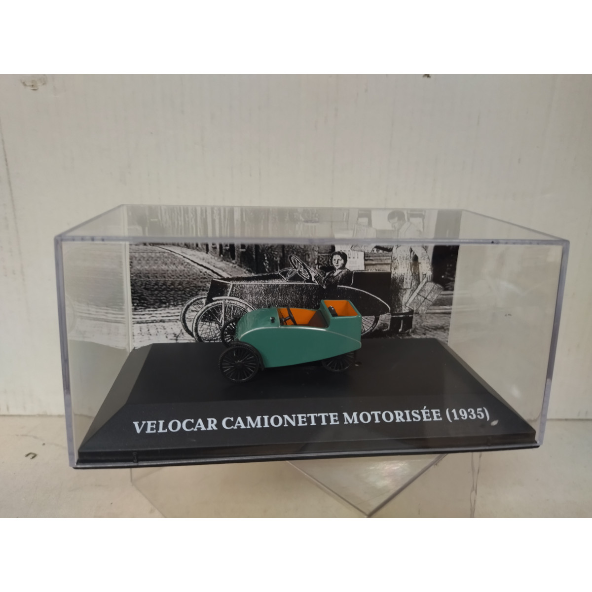 VELOCAR CAMIONETTE MOTORISÉE 1935 MICROCARS 1:43 ALTAYA IXO - BCN STOCK ...