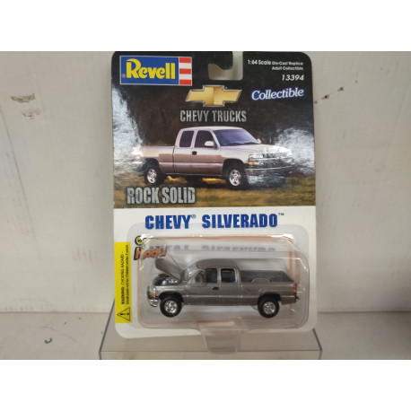 CHEVROLET SILVERADO PICKUP SILVER 1:64 REVELL - BCN STOCK CARS