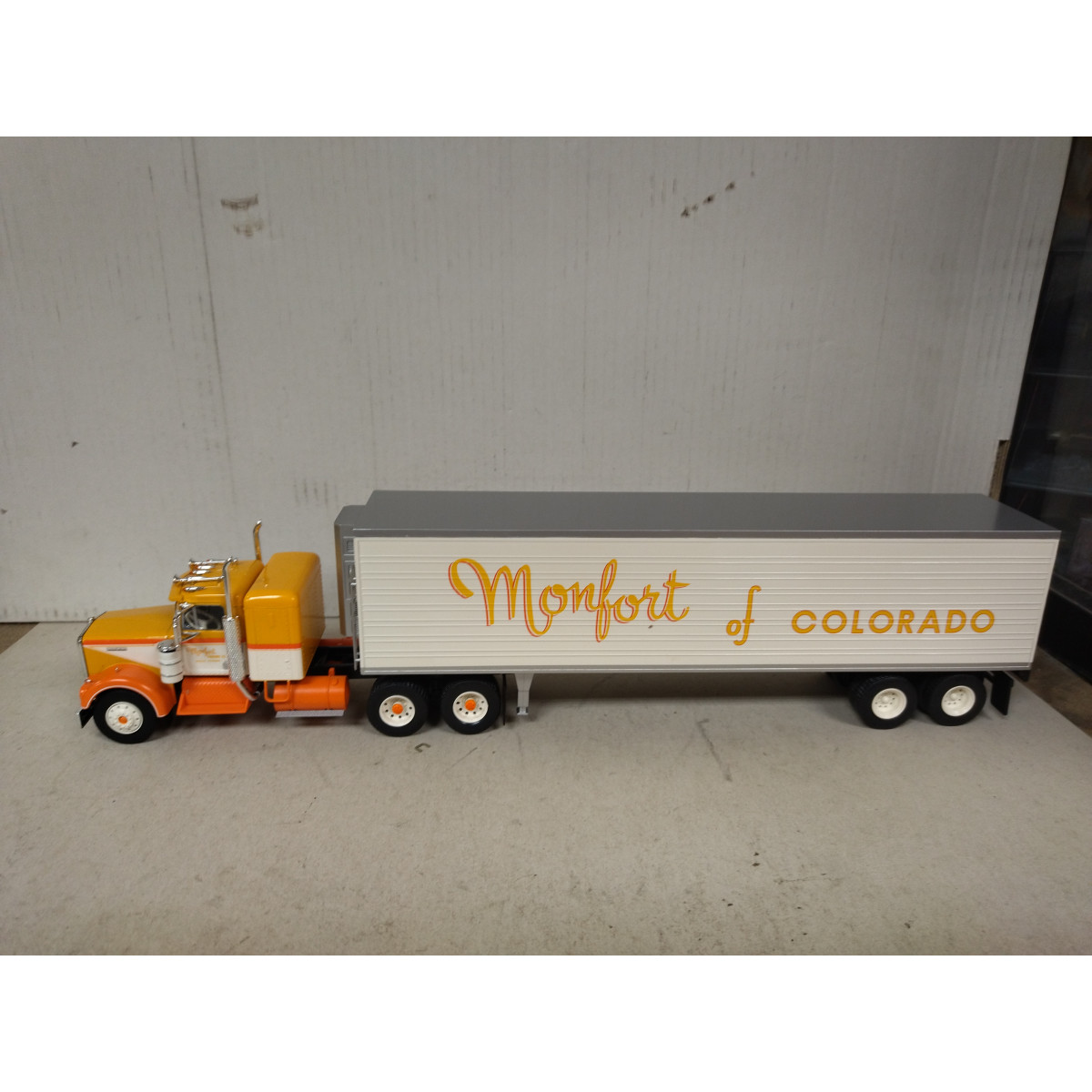 KENWORTH W925 1970 MONFORT OF COLORADO AMERICAN TRUCK 1:43 ALTAYA IXO ...