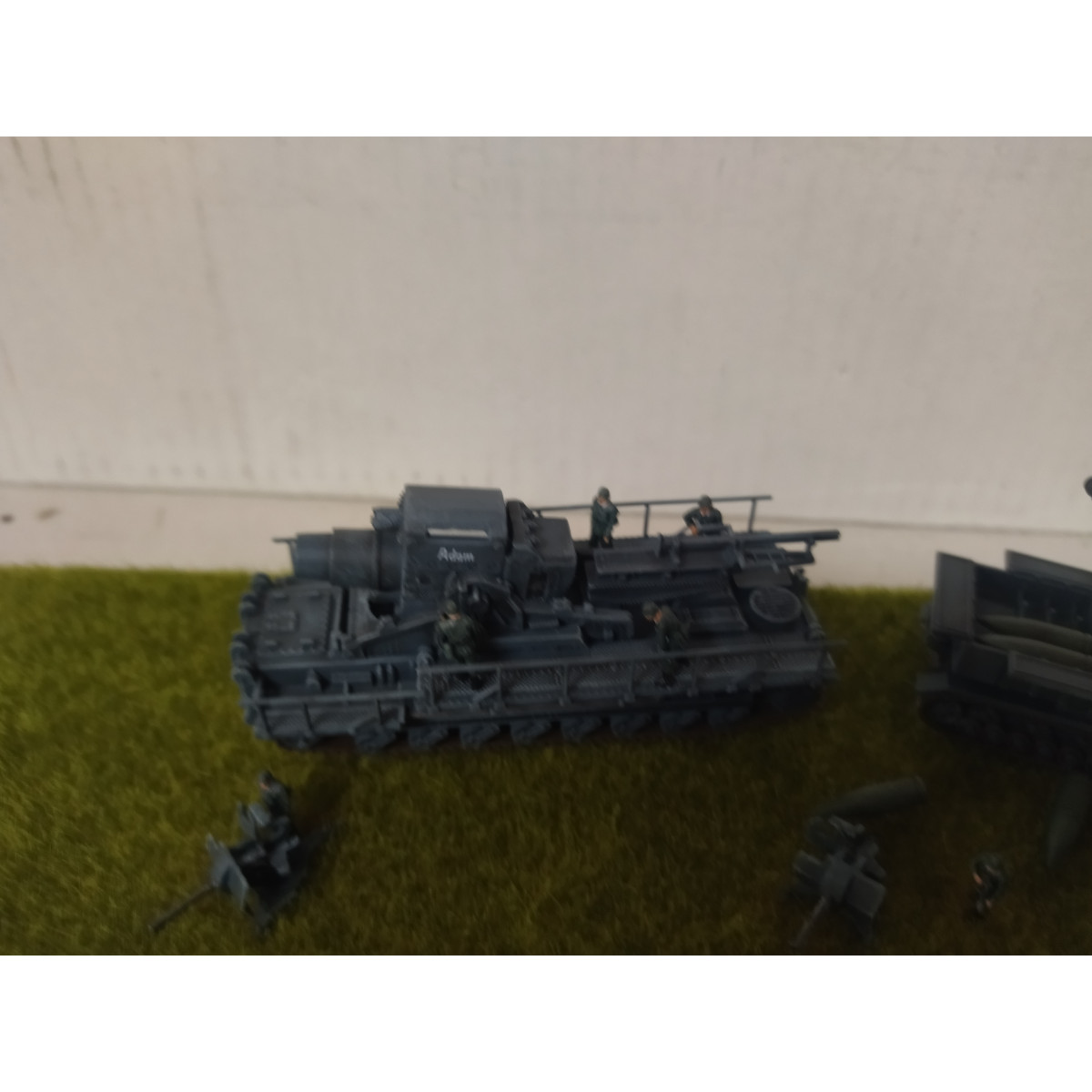 DIORAMA MORSER + MUNITIONSSCHLEPPER GERMANY WW 2 1:144 DRAGON CAN.DO ...