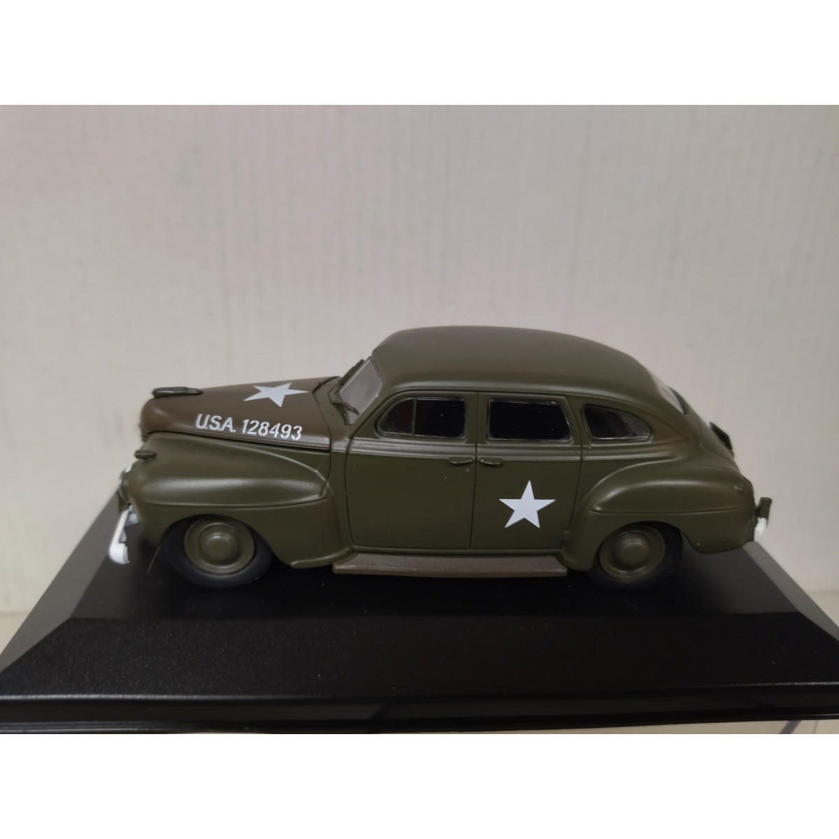 CHRYSLER DeSOTO DELUXE 4D 1941 US ARMY WW 2 1:43 ALTAYA IXO BOX NO ORIGINAL - BCN STOCK CARS