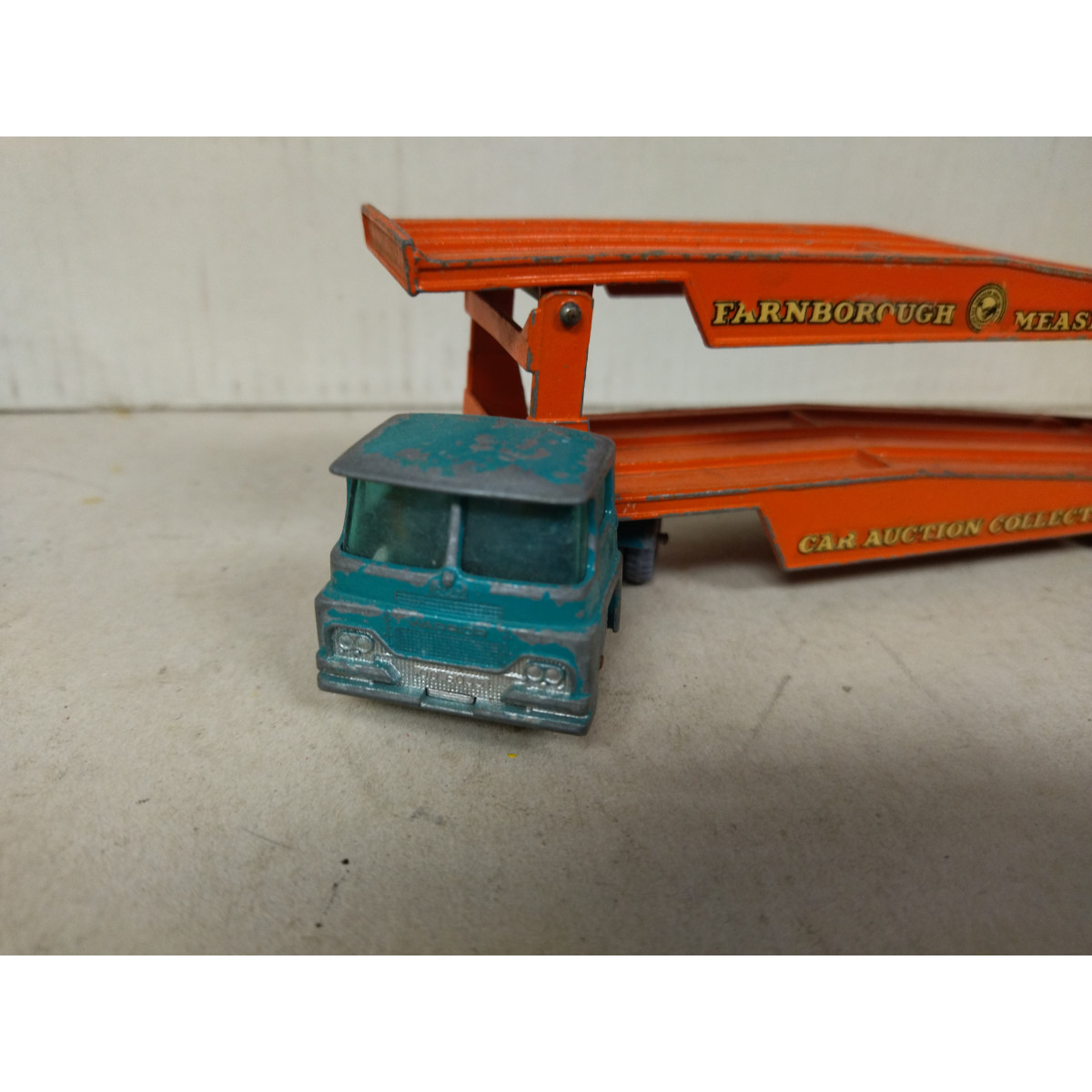 GUY WARRIOR CAR TRANSPORTER "FARNBOROUGH" 2 1:73/apx 1:64 MATCHBOX K-8 ...