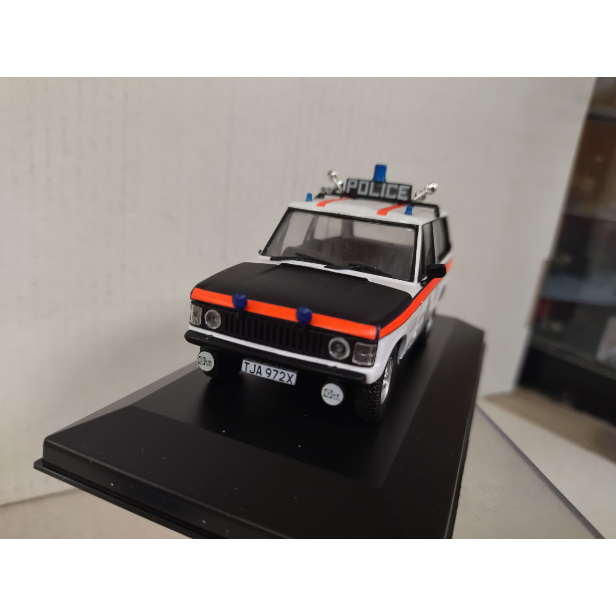 RANGE ROVER 1980 POLICE UK 1:43 IXO ALTAYA CAJA NO ORIGINAL DEFECT/NO ...