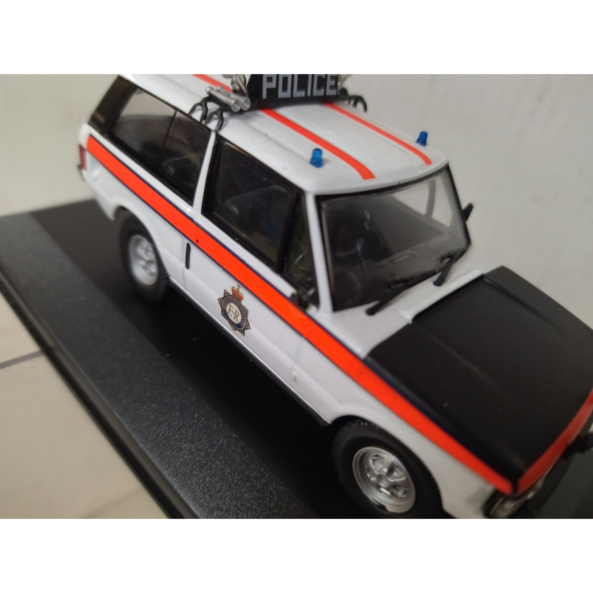 RANGE ROVER 1980 POLICE UK 1:43 IXO ALTAYA CAJA NO ORIGINAL DEFECT/NO ...