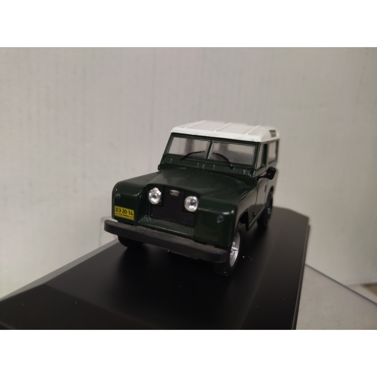 LAND ROVER 1968 GREEN COLOMBIA 1:43 IXO LUPPA CAJA NO ORIGINAL - BCN ...
