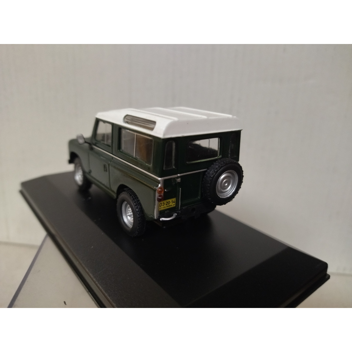 LAND ROVER 1968 GREEN COLOMBIA 1:43 IXO LUPPA CAJA NO ORIGINAL - BCN ...