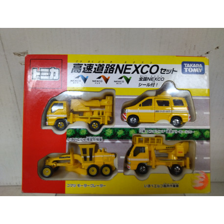 NEXCO HIGHWAY SET MAINTENANCE apx 1:64 TOMICA - BCN STOCK CARS