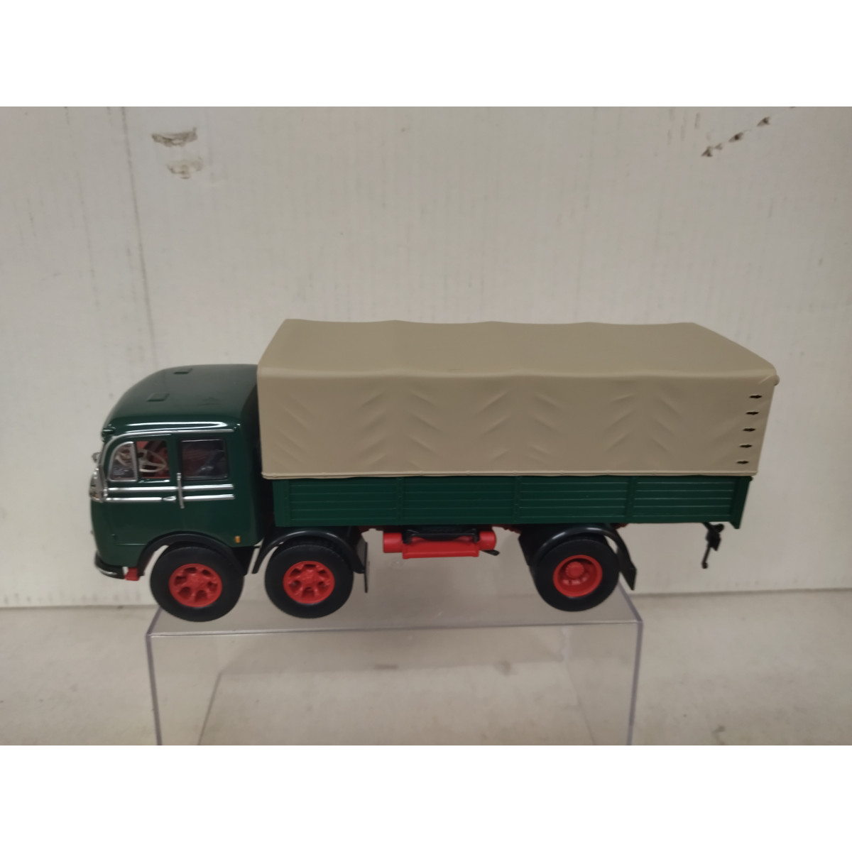 MERCEDES-BENZ LP333 GREEN 1:43 CAMION/TRUCK ALTAYA IXO - BCN STOCK CARS