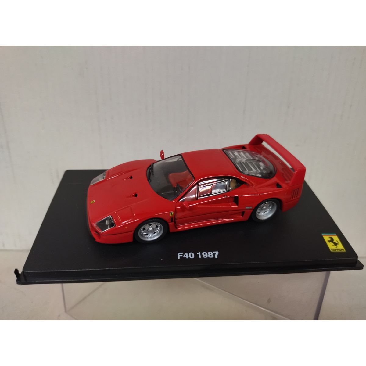 FERRARI F40 1987 RED GT COLLECTION 1:43 IXO DeAGOSTINI - BCN STOCK CARS