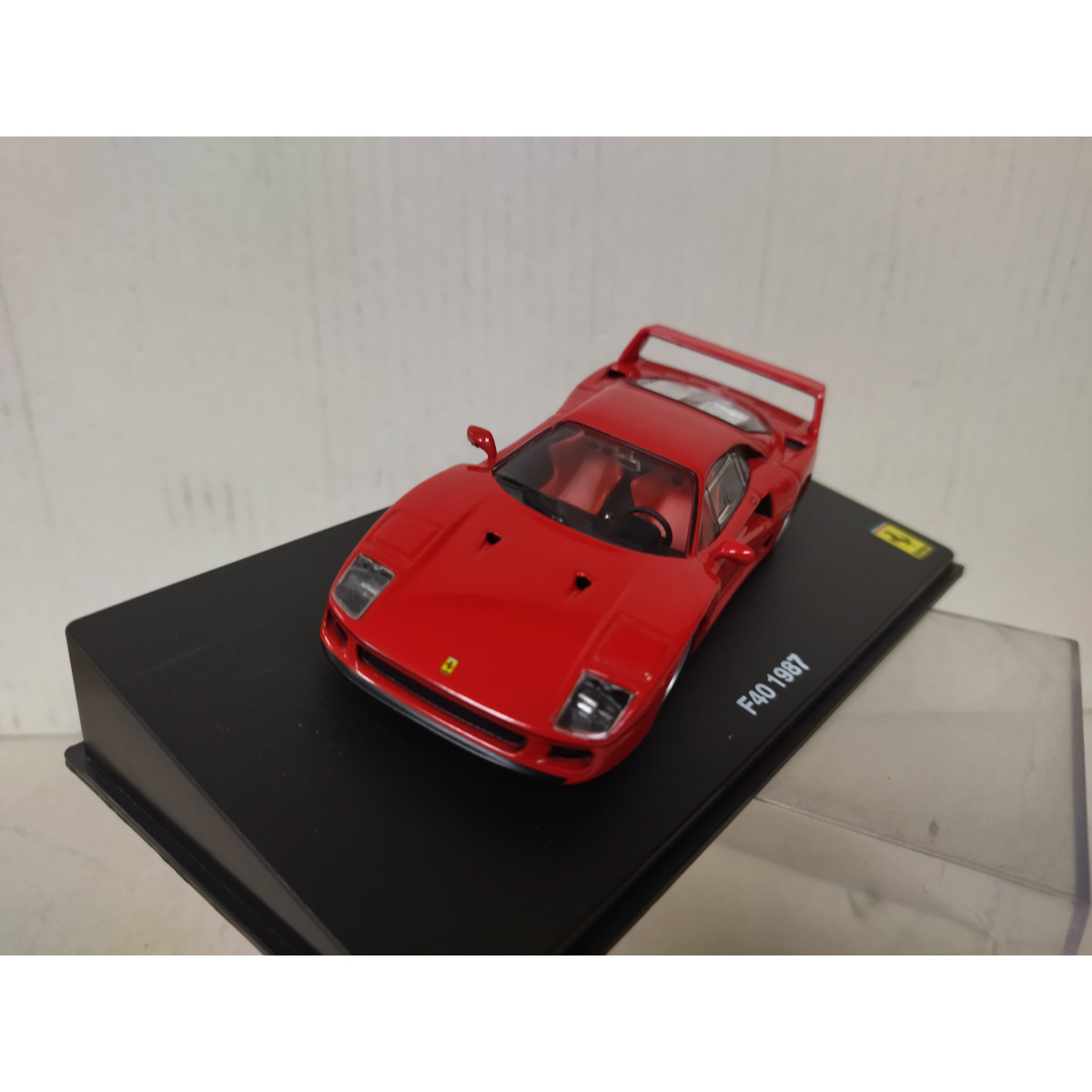 FERRARI F40 1987 RED GT COLLECTION 1:43 IXO DeAGOSTINI - BCN STOCK CARS