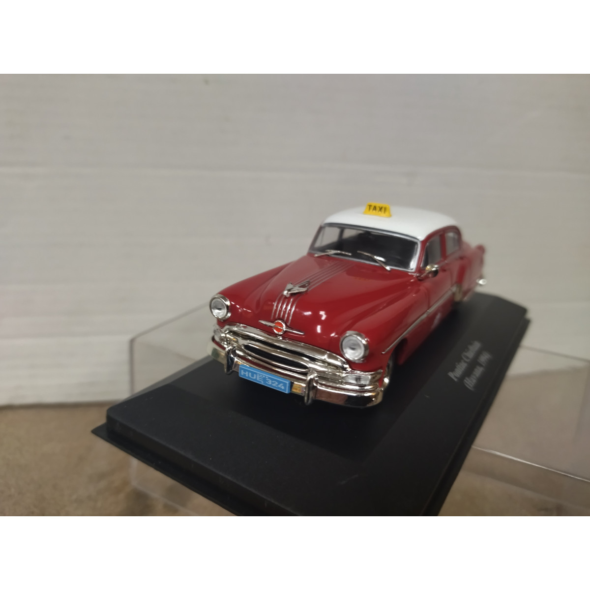 PONTIAC CHIEFTAIN 1994 TAXI LA HABANA CUBA 1:43 ALTAYA IXO - BCN STOCK CARS