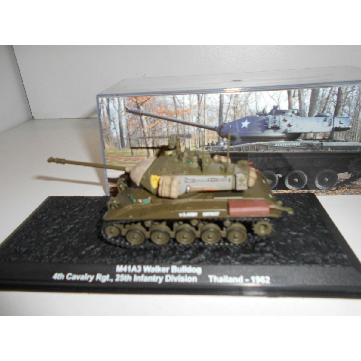 M41 A3 WALKER BULLDOG 4TH CAV 25TH INF DIV 1962 MILITARY DeAGOSTINI 1: ...