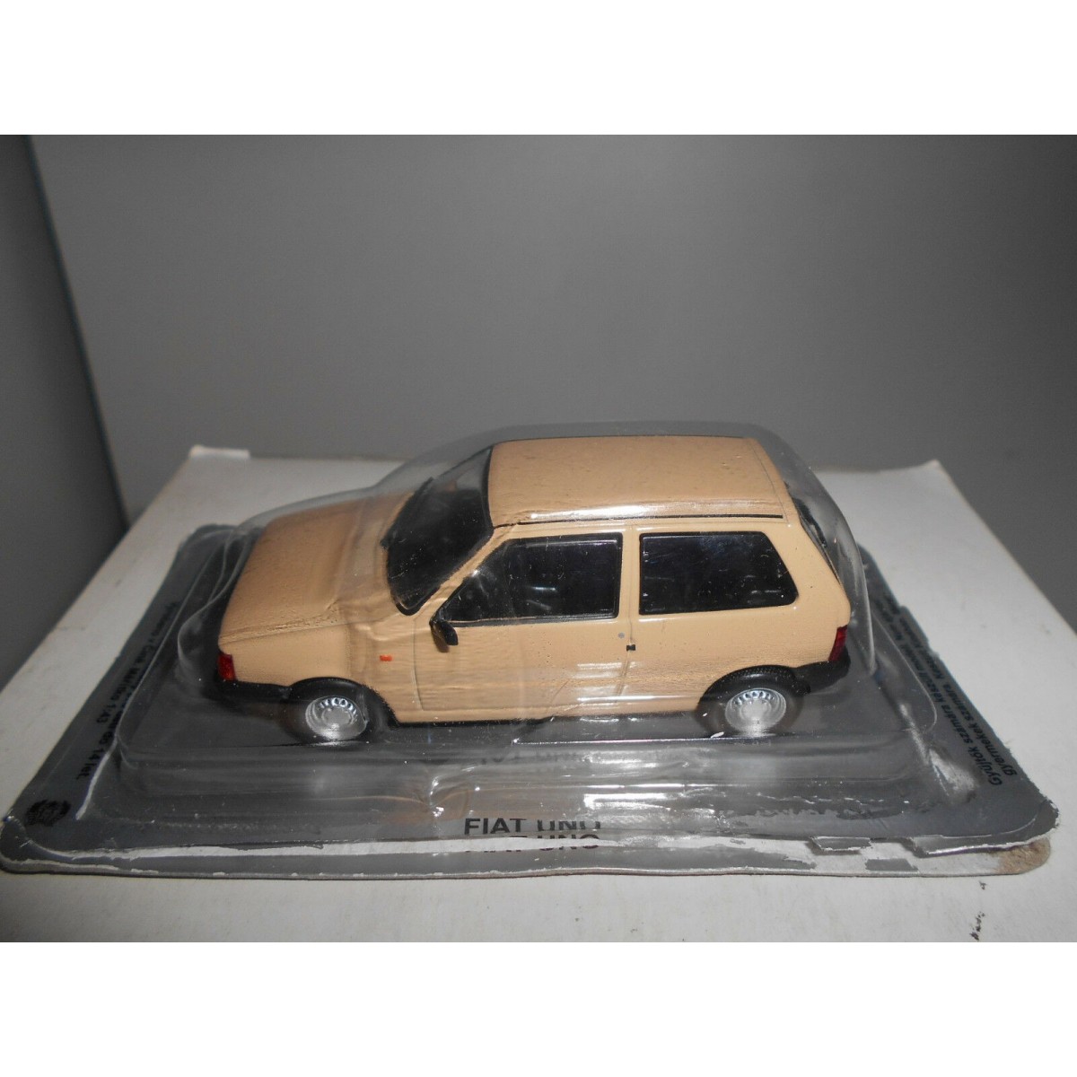 FIAT UNO POLONIA CARS DeAGOSTINI IXO 1:43 - BCN STOCK CARS