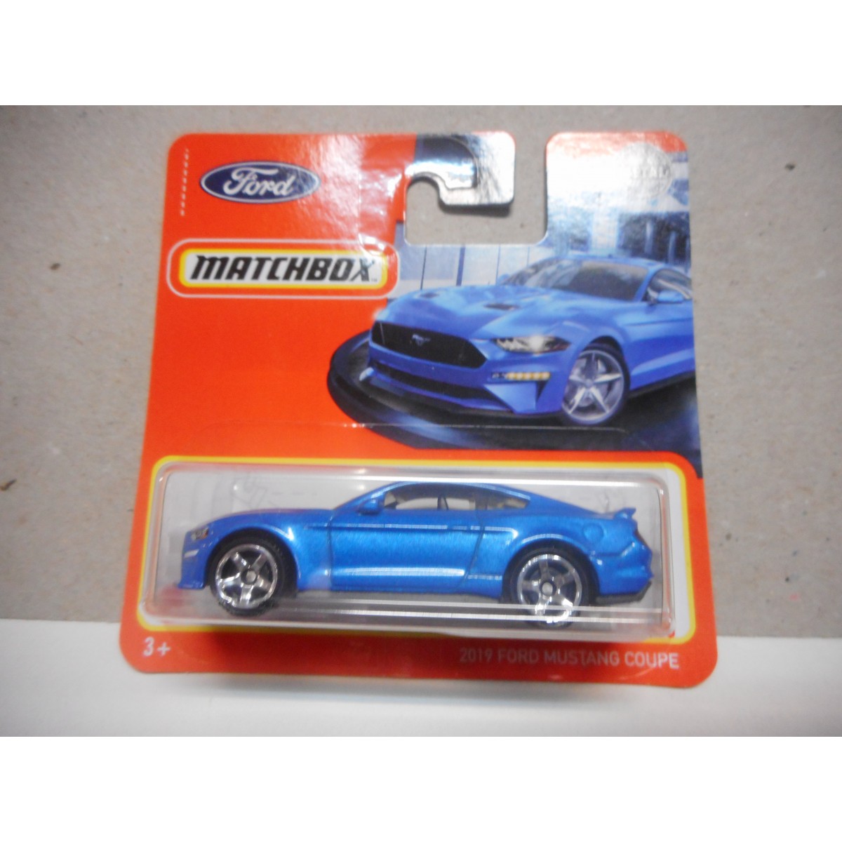 FORD MUSTANG COUPE 2019 1:64 MATCHBOX - BCN STOCK CARS