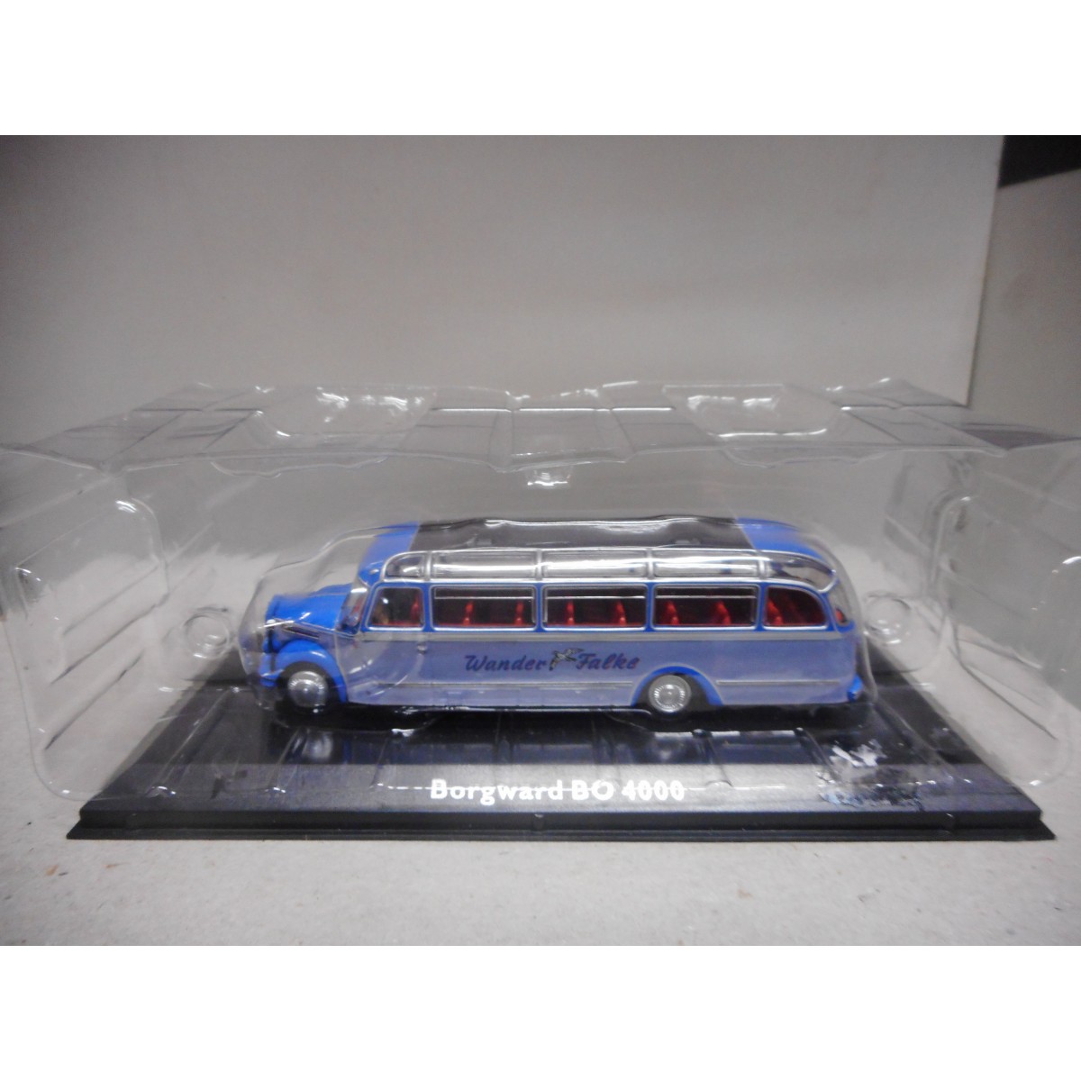 BORGWARD BO 4000 WANDER FALKE CLASSIC COACH 1:72 AUTOBUS ATLAS IXO 113 ...