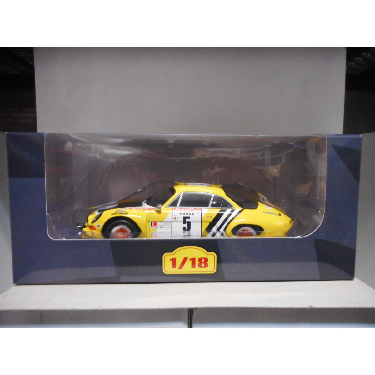 ALPINE A110 RALLY TOUR CORSE 1975 LARROUSSE 1:18 ALTAYA IXO - BCN STOCK ...