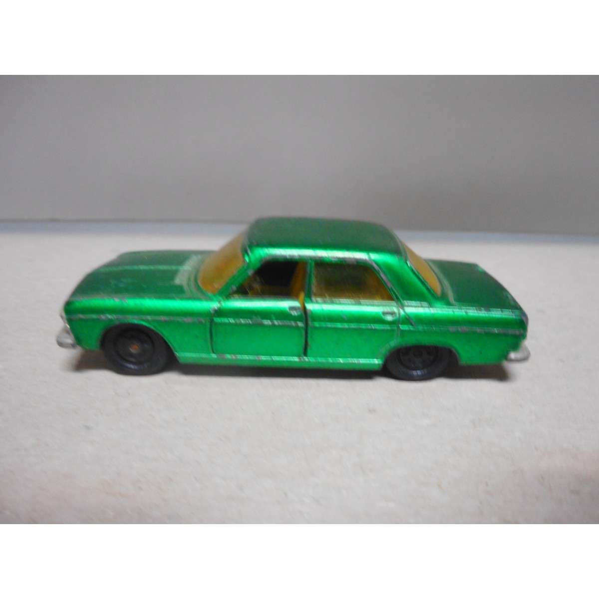 AUDI 100 LS 1972 GREEN 1:60 USADO/NO CAJA/VER FOTOS SIKU V308 - BCN STOCK CARS