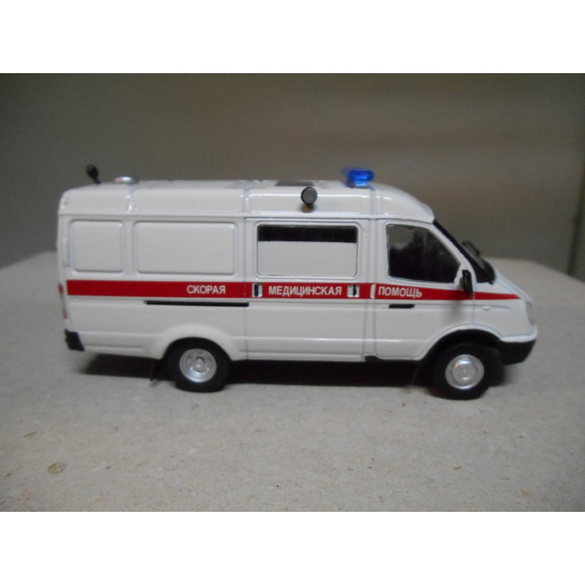 GAZ-32214 AMBULANCE GAZelle 1:43 DeAGOSTINI IXO USADO/EX PRIVADO - BCN ...