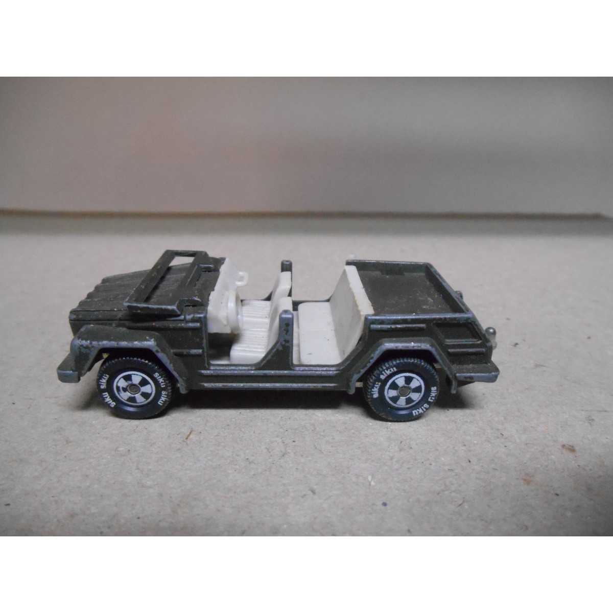 VOLKSWAGEN 181/THE THING ESCOGER/CHOOSE/CHOISIR 1:55 SIKU 1333 - BCN ...