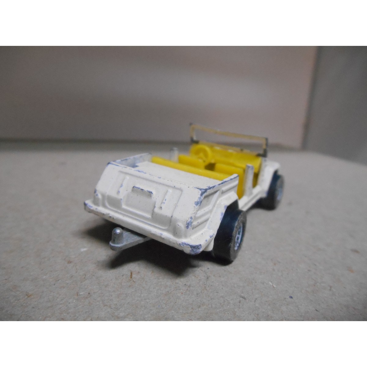 VOLKSWAGEN 181/THE THING ESCOGER/CHOOSE/CHOISIR 1:55 SIKU 1333 - BCN ...