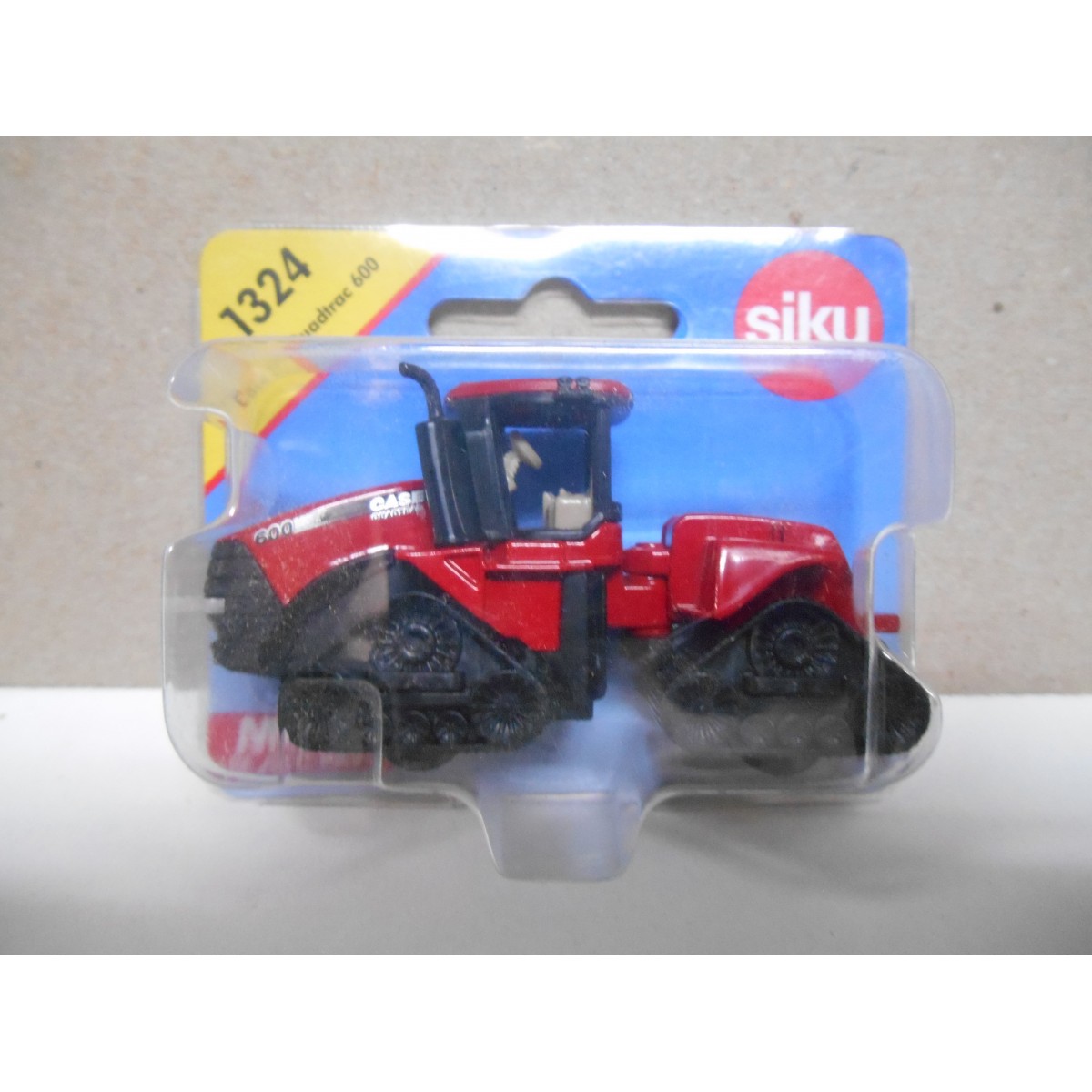 CASE IH QUADTRACK 600 FARMER/TRACTOR 1:87? SIKU 1324 - BCN STOCK CARS