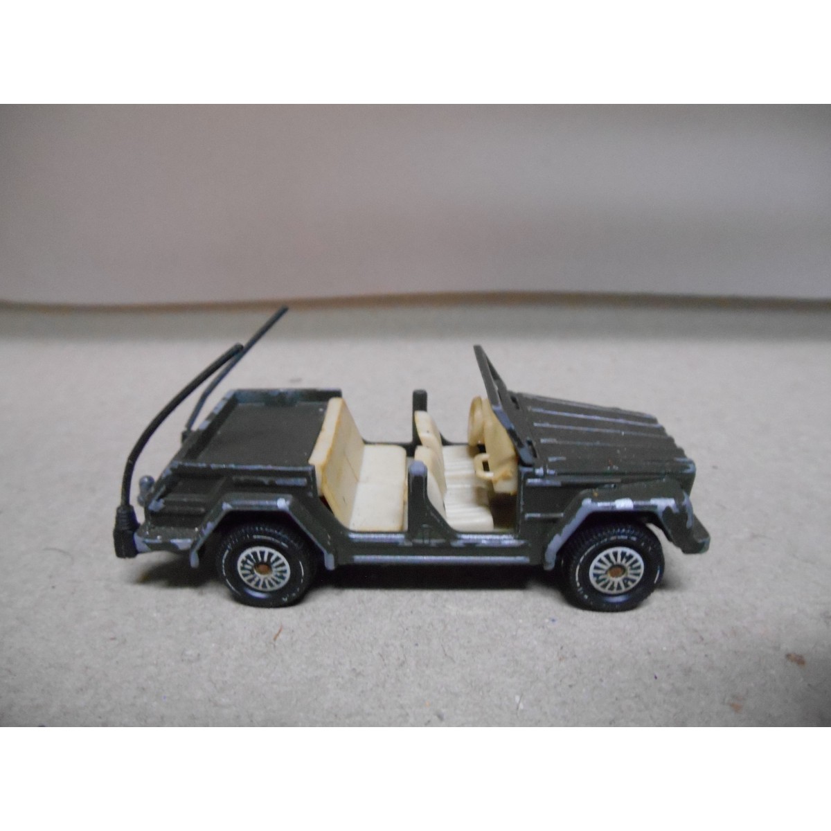 VOLKSWAGEN 181/THE THING ESCOGER/CHOOSE/CHOISIR 1:55 SIKU 1333 USADO/NO ...