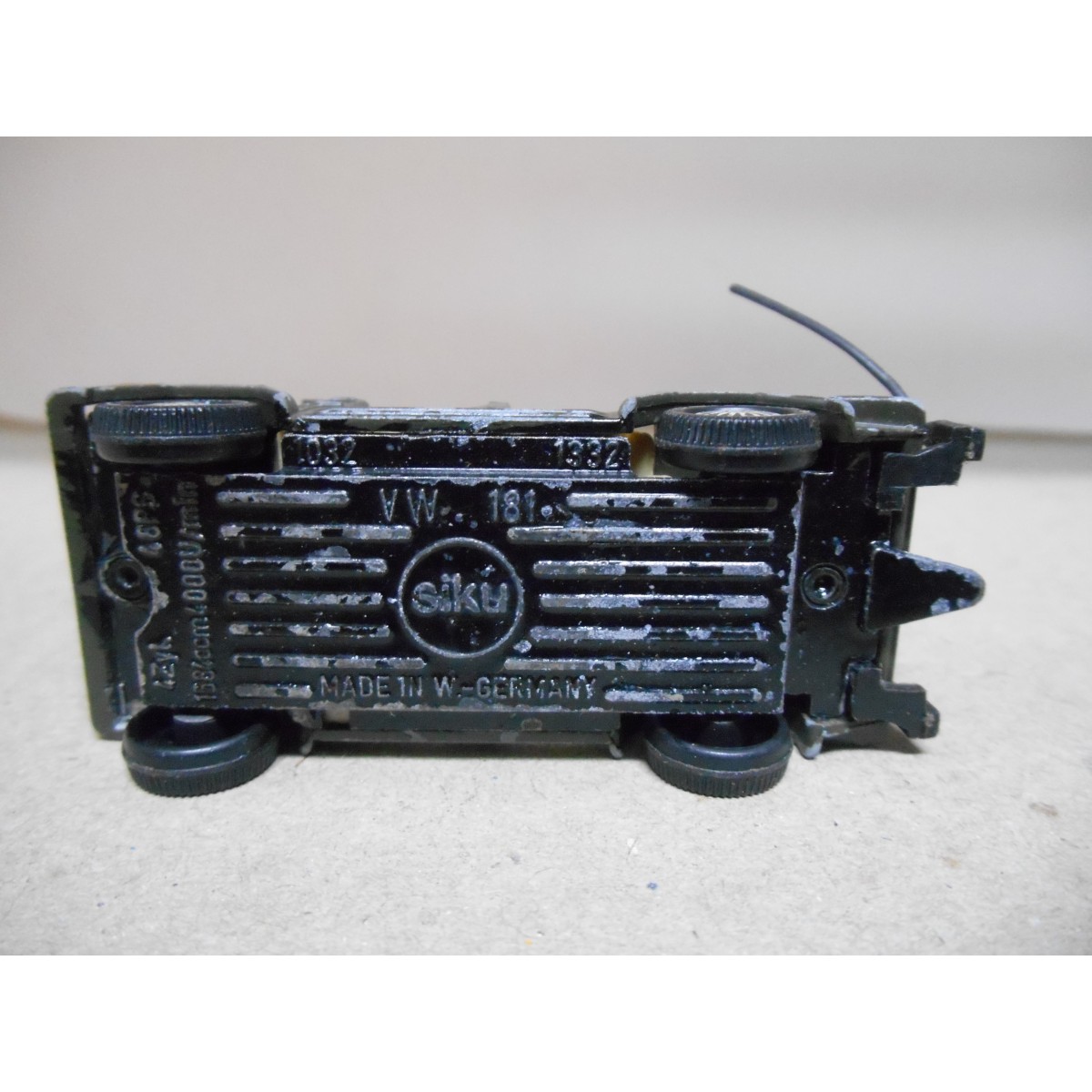 VOLKSWAGEN 181/THE THING ESCOGER/CHOOSE/CHOISIR 1:55 SIKU 1333 USADO/NO ...
