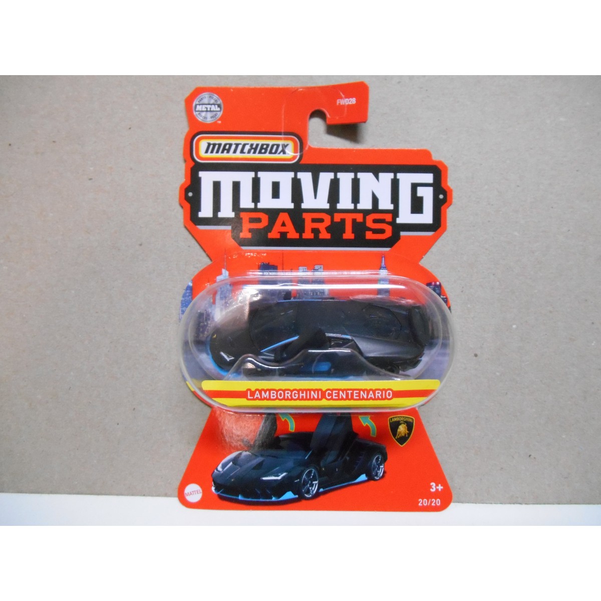 MOVING PARTS LAMBORGHINI CENTENARIO 1:64 MATCHBOX - BCN STOCK CARS