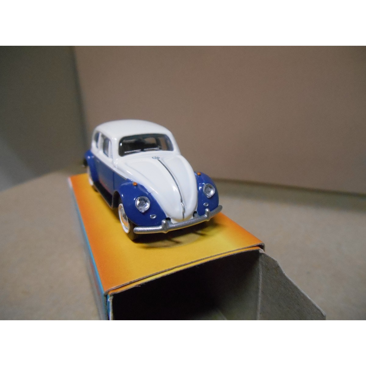 VOLKSWAGEN BEETLE/KAFER/COX 1:64 SCHUCO - BCN STOCK CARS