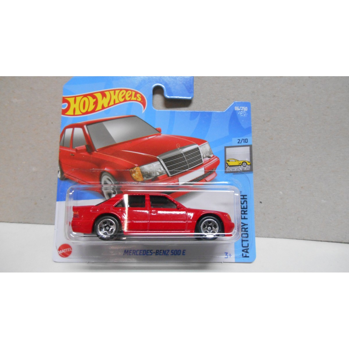 MERCEDES-BENZ 500 E RED 1:64 HOT WHEELS - BCN STOCK CARS