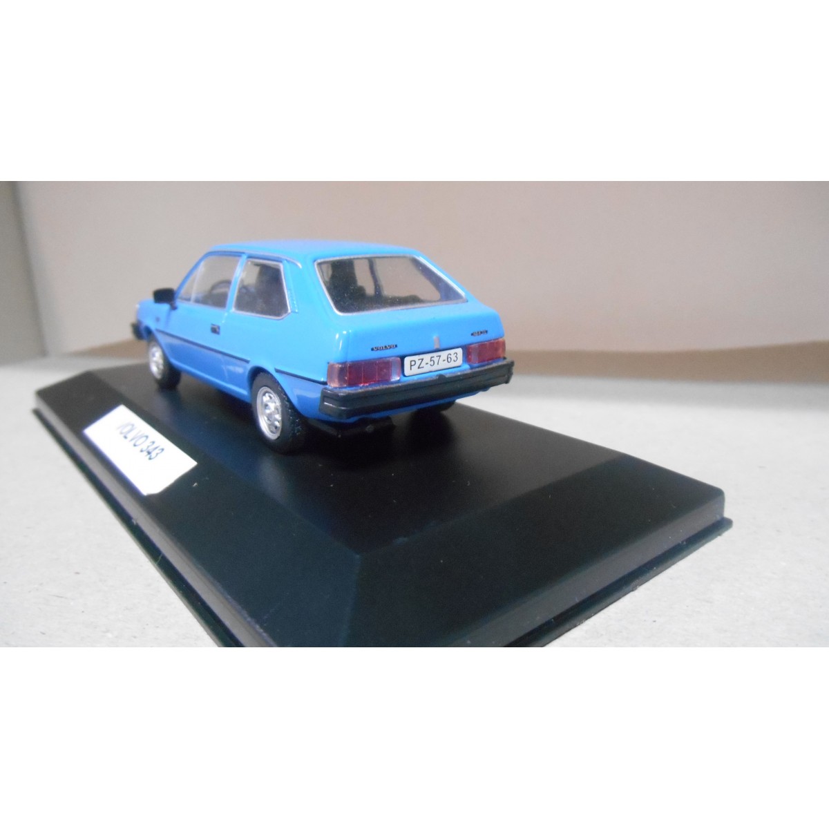VOLVO 343 BLUE 1:43 DeAGOSTINI IXO HARD BOX - BCN STOCK CARS