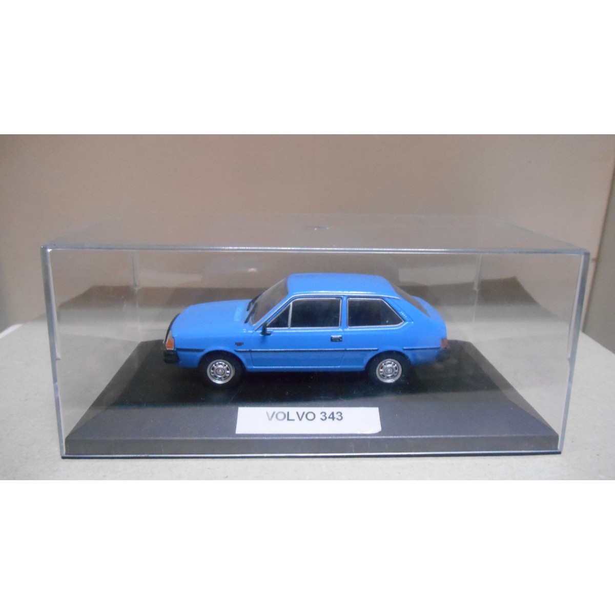 VOLVO 343 BLUE 1:43 DeAGOSTINI IXO HARD BOX - BCN STOCK CARS