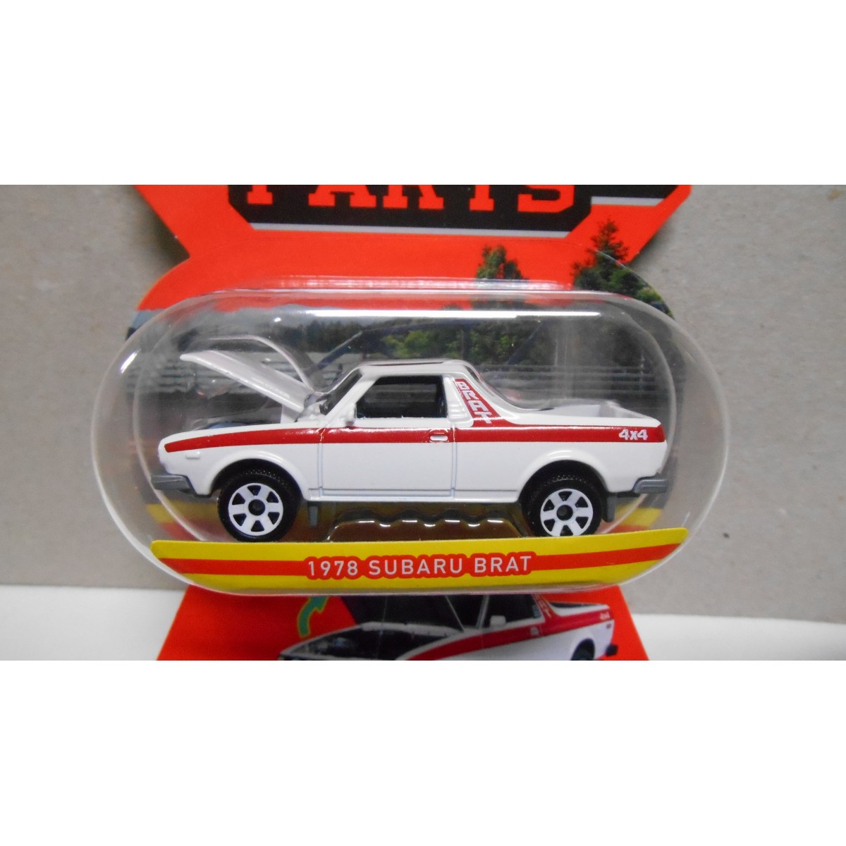 MOVING PARTS SUBARU BRAT 1978 1:64 MATCHBOX - BCN STOCK CARS