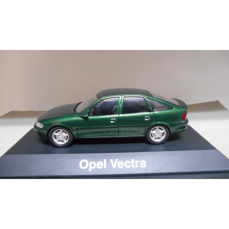 OPEL VECTRA B GREEN 1:43 SCHUCO - BCN STOCK CARS