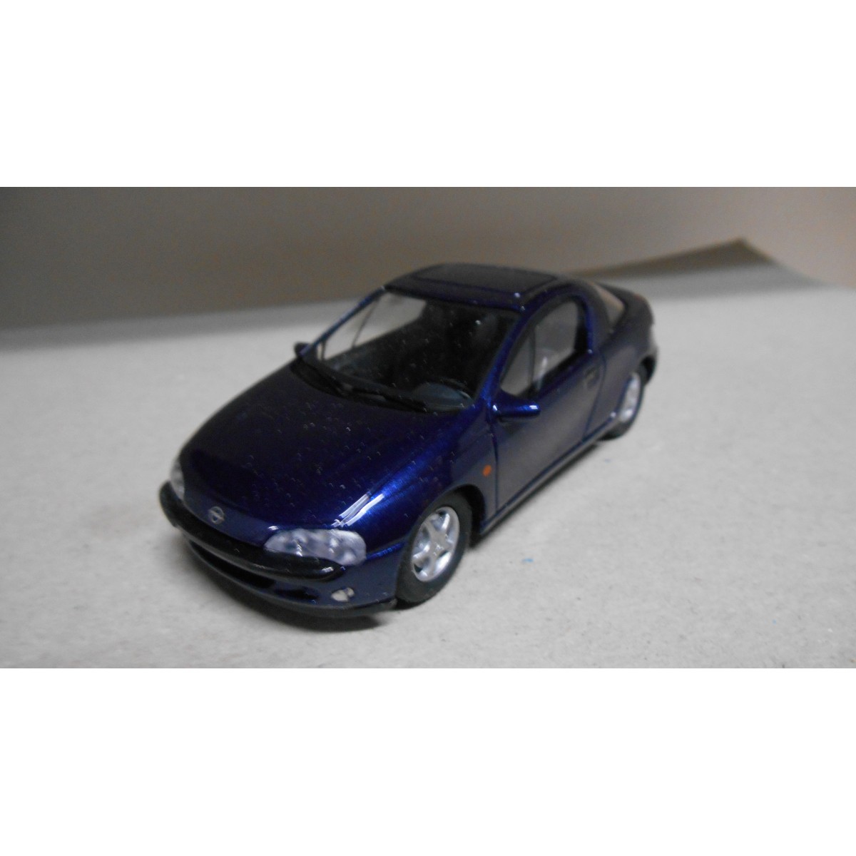 OPEL TIGRA A BLUE 1:43 DEALER SCHUCO - BCN STOCK CARS