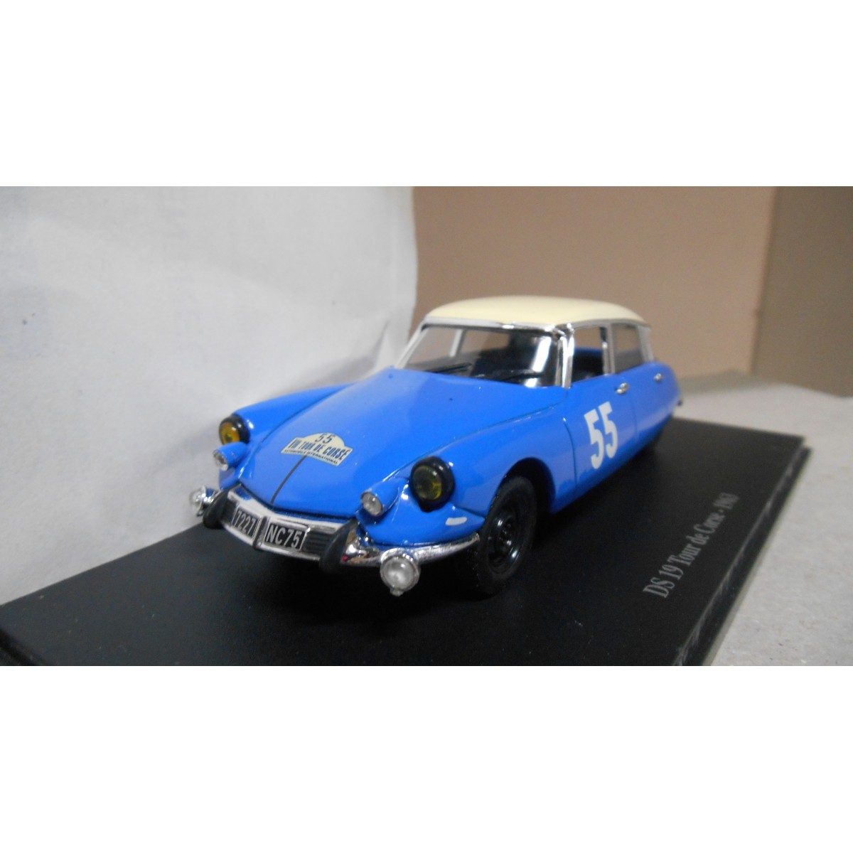 CITROEN DS 19 RALLY TOUR DE CORSE 1963 1:43 HACHETTE UH - BCN STOCK CARS