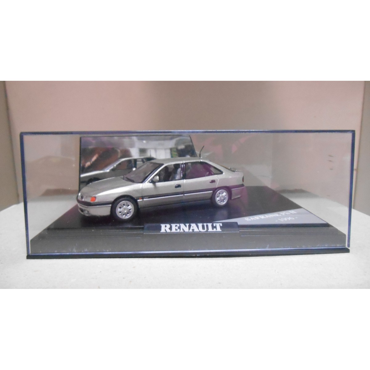 RENAULT SAFRANE PHASE II 1996 1:43 DEALER RENAULT USADO/CAJA ROTA/V ...