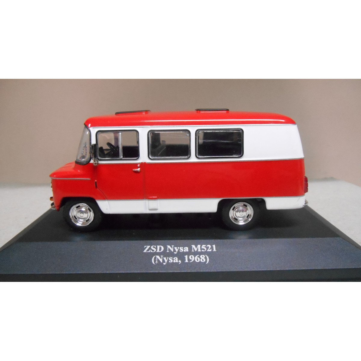 FSC ZSD NYSA M521 1968 TAXI NYSA POLONIA 1:43 ALTAYA IXO - BCN STOCK CARS