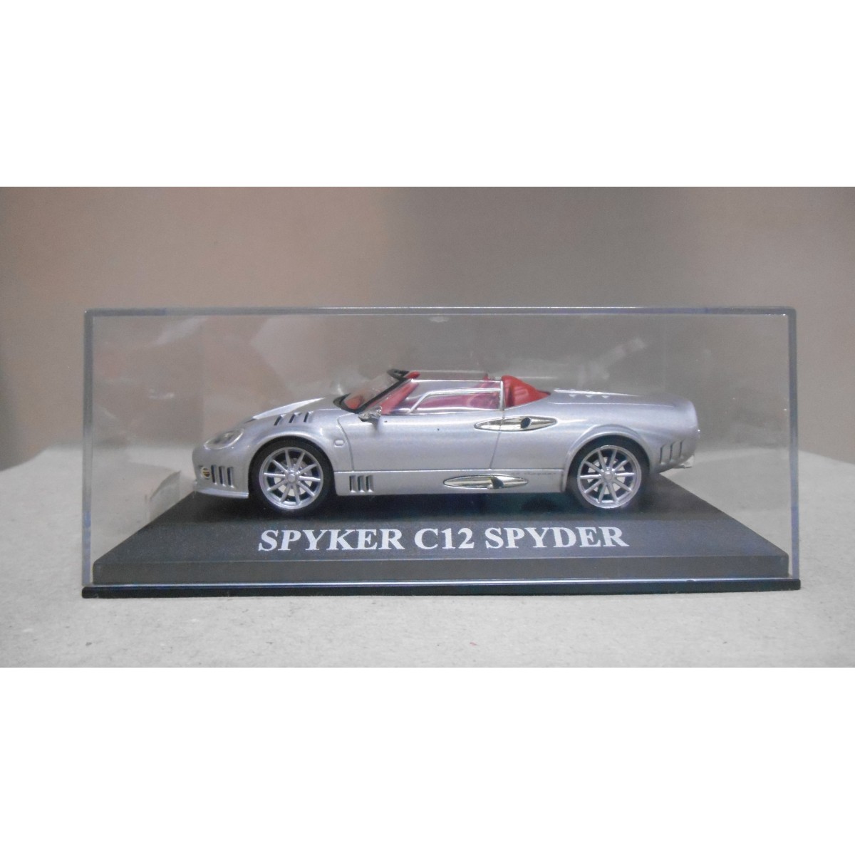 SPYKER C12 SPYDER SILVER DREAM CARS 1:43 ALTAYA IXO - BCN STOCK CARS
